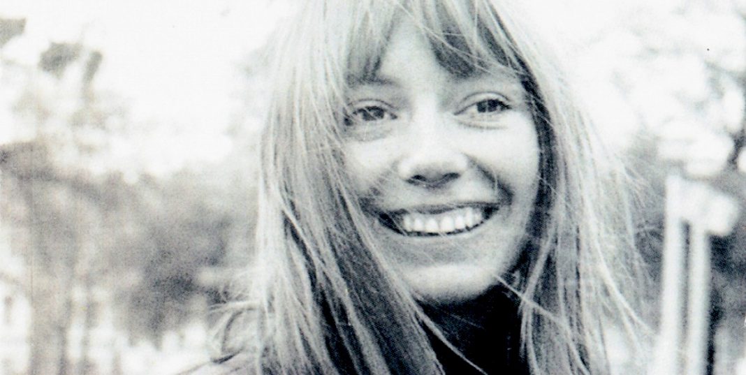 27 Şubat 1943: Sosyalist feminist tarihçi Sheila Rowbotham dünyaya ...